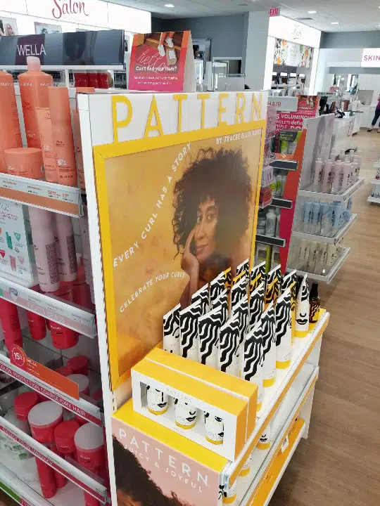 Endcaps | BAW Plastics Inc. | Custom Retail Displays